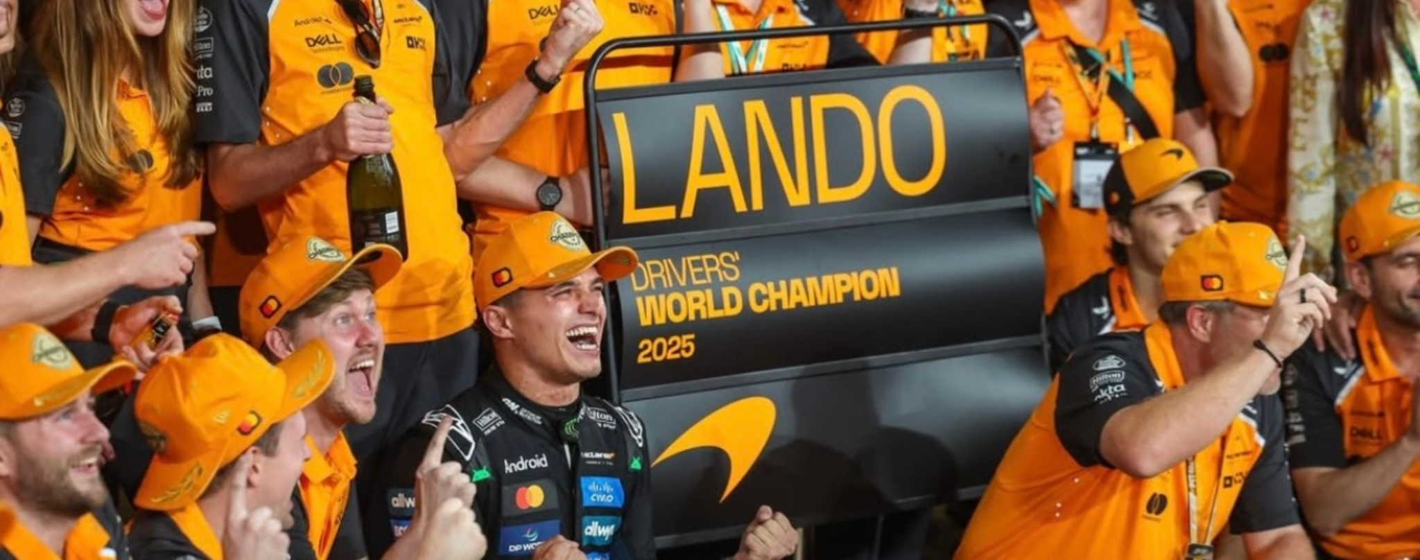 Lando Norris, campeão por (2) pontos. Max Verstappen, o nocauteador da ...